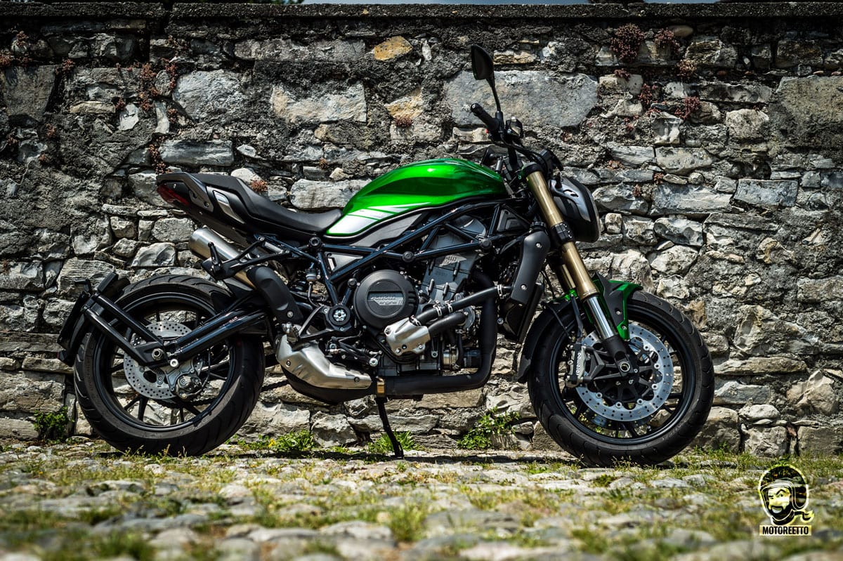 Benelli 752S, a review ... Brutale. - Motoreetto